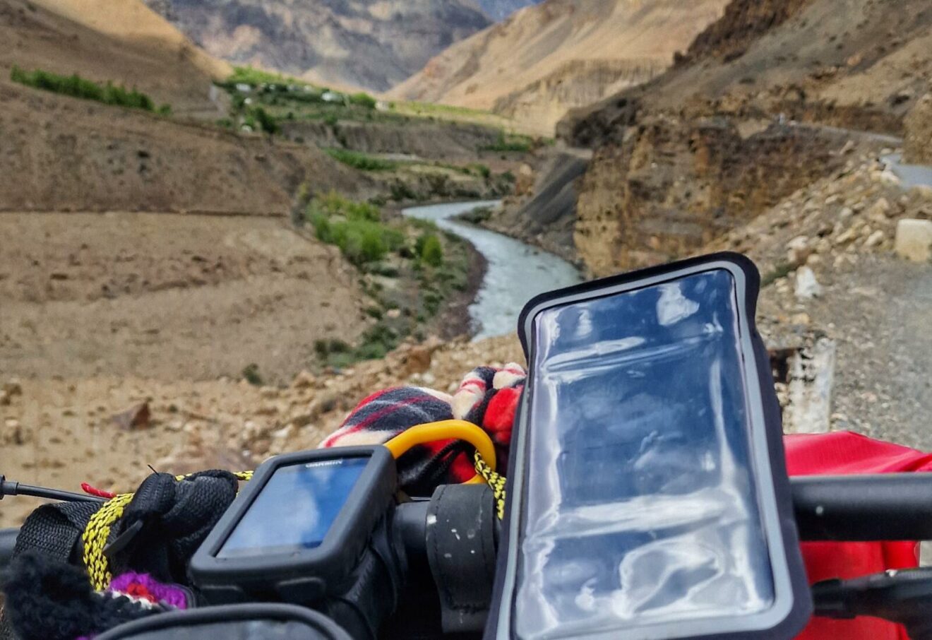 10 Best Bike GPS Computers For Bikepacking & Cycle Touring