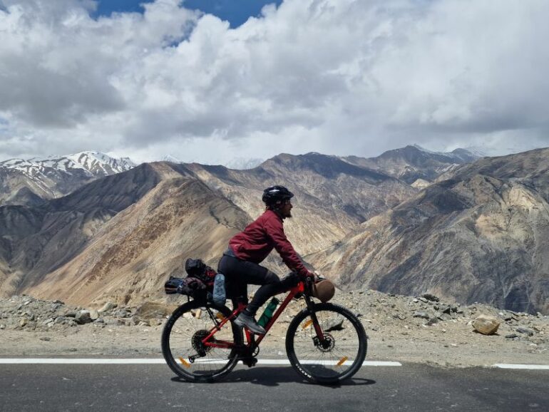 MTB for Big Guys: 8 Best Bikes for Heavy & Tall Riders