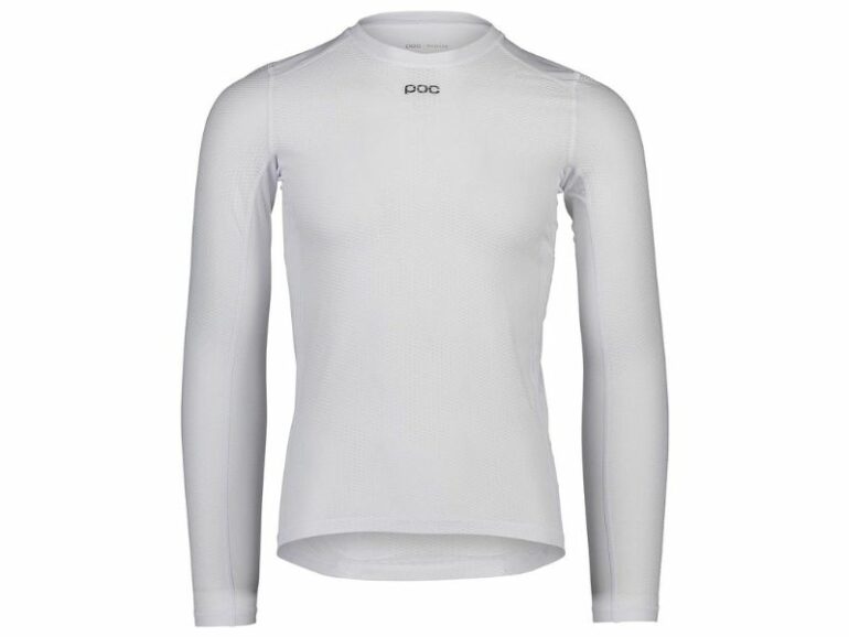 The 10 Best Base Layers for Cycling in Winter