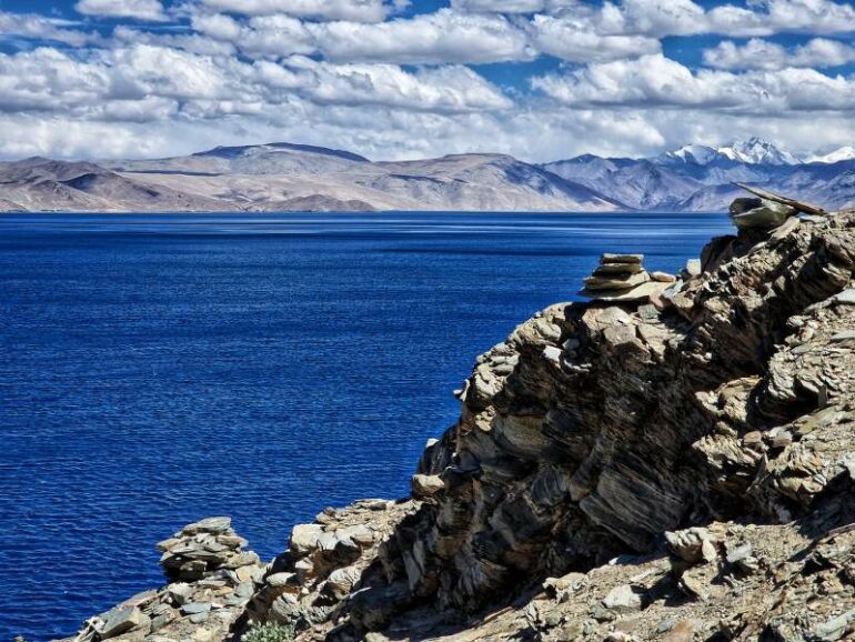 Ladakh Lakes by Bicycle: Pangong Tso, Tso Moriri & Tso Kar